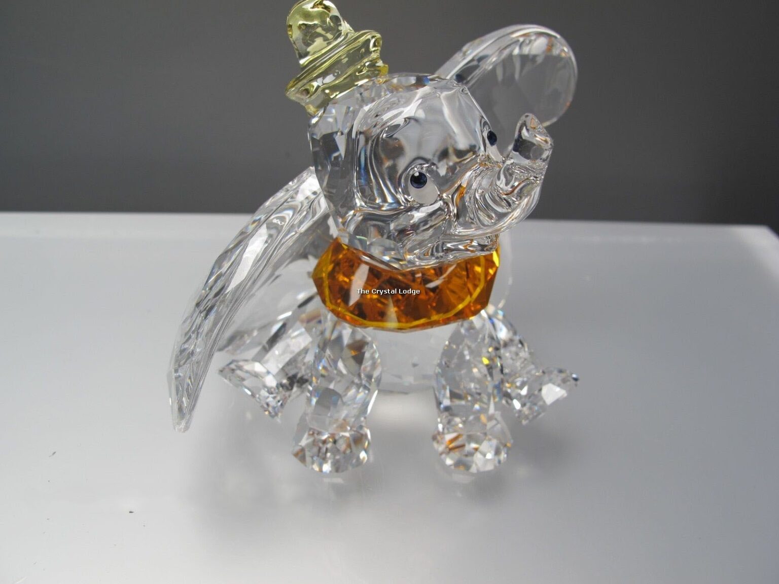 SWAROVSKI DISNEY 2011 - DUMBO 1052873 - The Crystal Lodge | Specialists ...