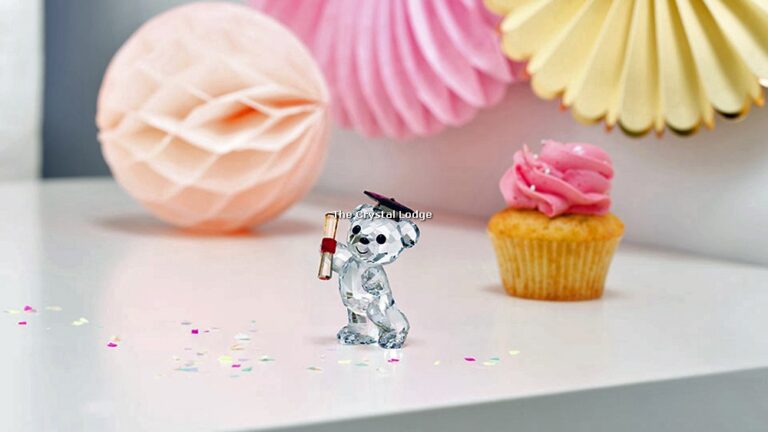 SWAROVSKI KRIS BEAR - GRADUATION 5301572 / 5725035 - The Crystal Lodge ...